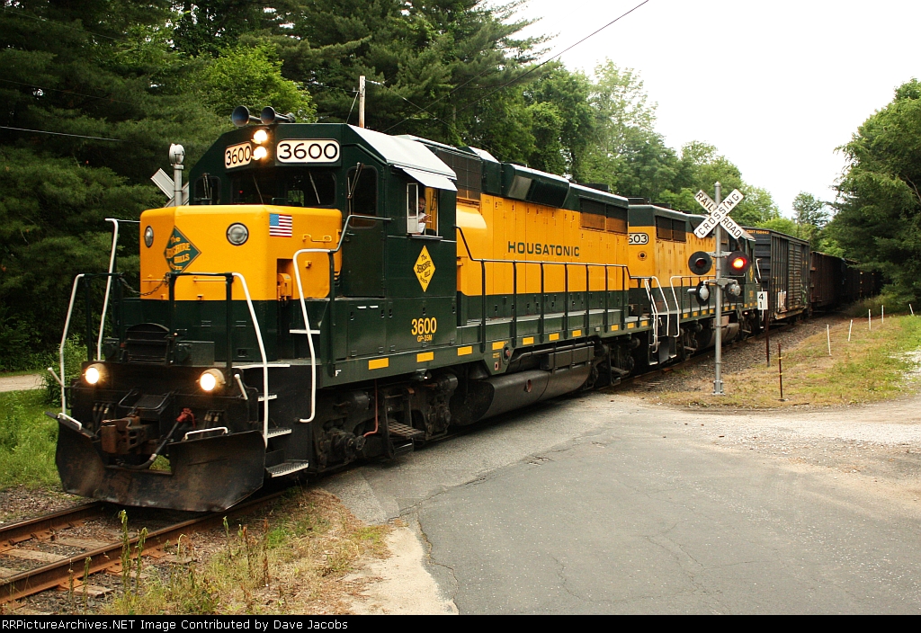 HRRC 3600 on a late day NX13 southbound